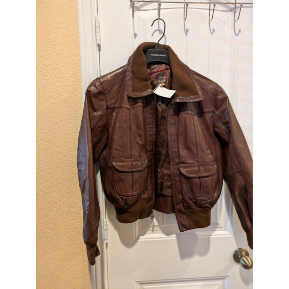 Wilsons Leather | Jackets & Coats | Vintage Wilson Classic Adventure ...